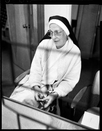 DOCUMENTING WORLDS-ANNIE APPEL PHOTOGRAPHY